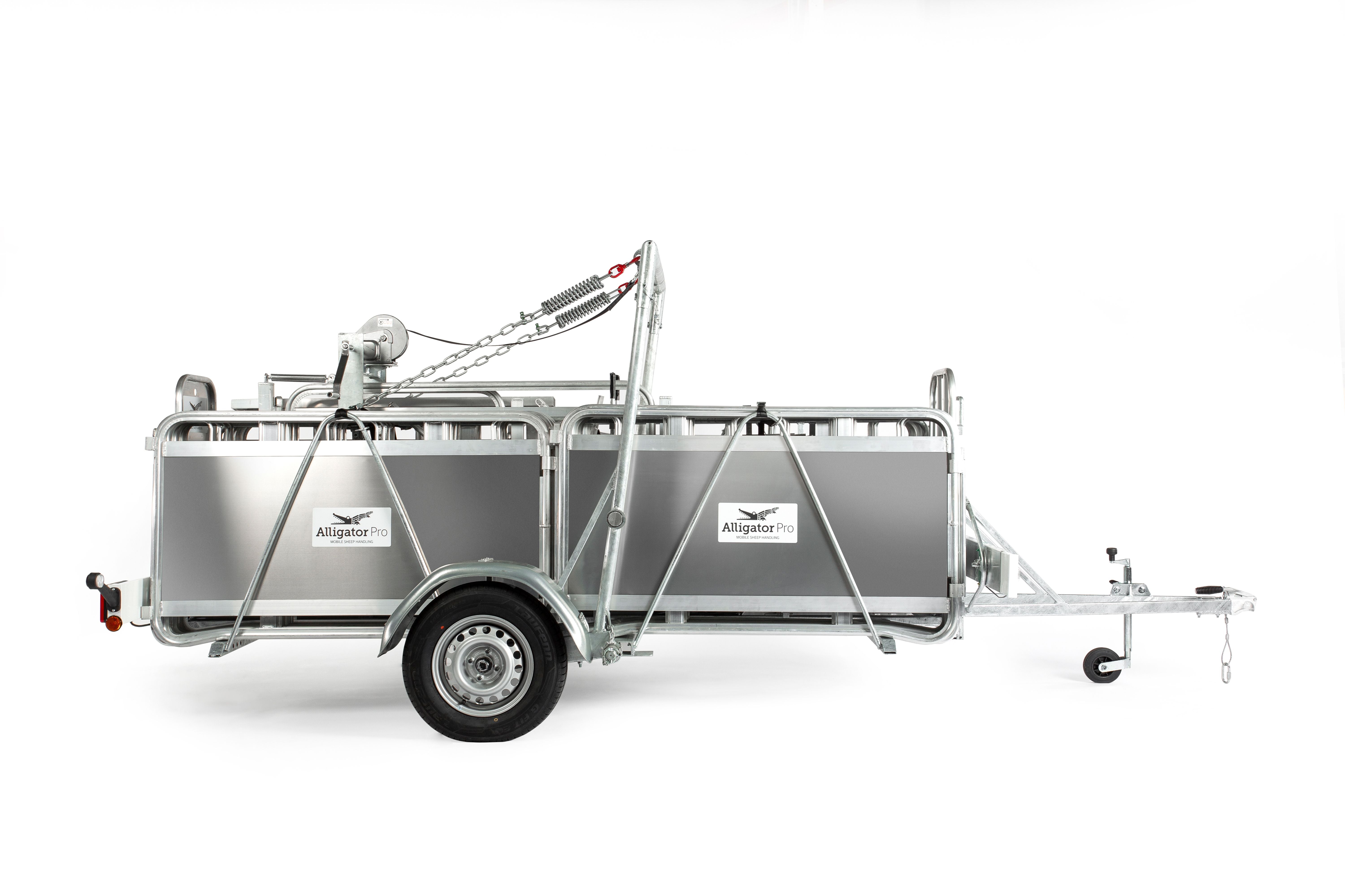 Alligator Pro 250 Trailer System With Manual Winch inc Extra Hurdles F