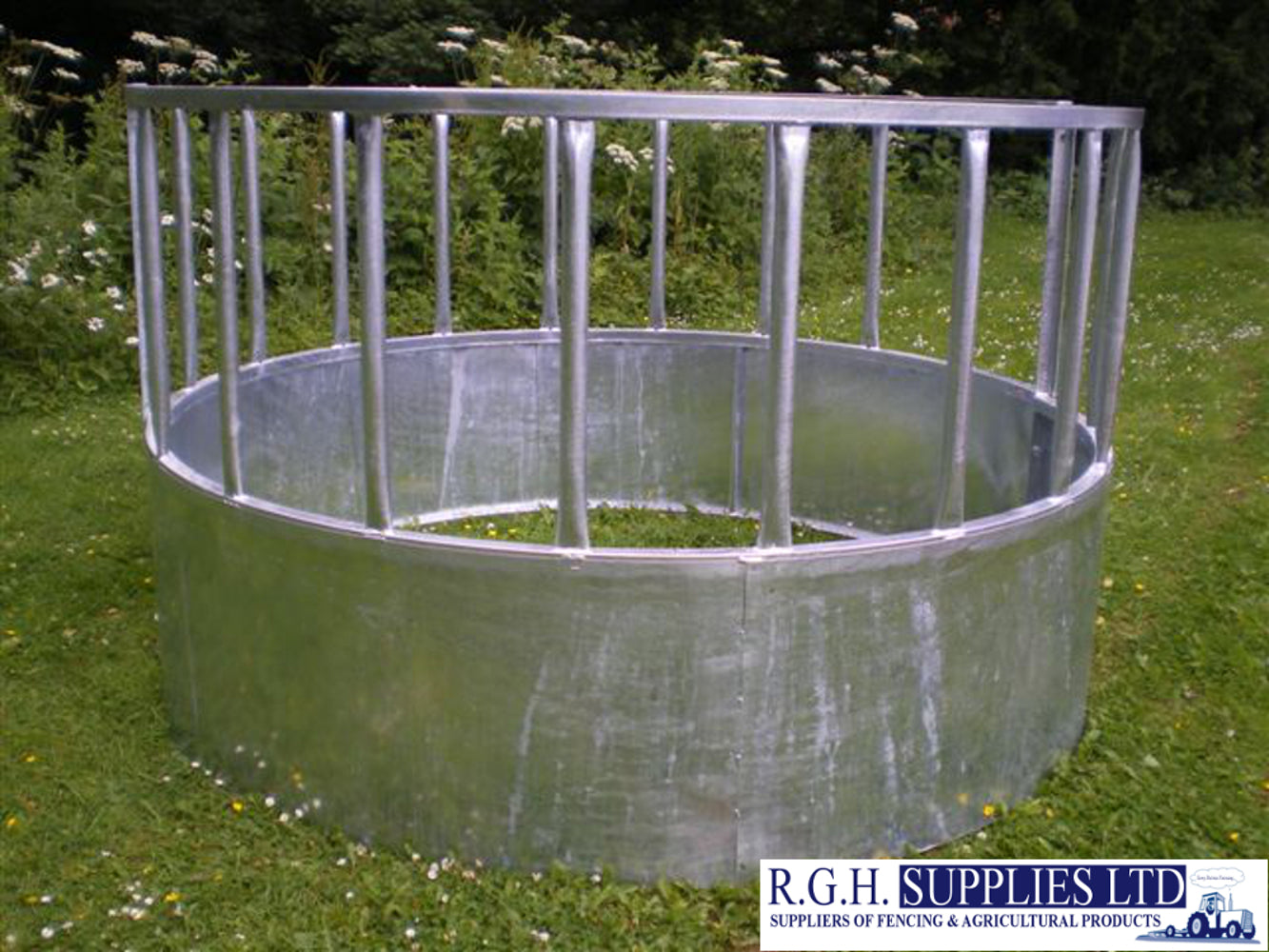 Bateman Heavy Duty Cattle Ring Feeder 680-10 – RGH Supplies LTD